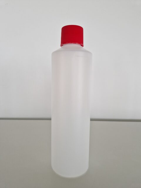 500ml Rundflasche natur, J30, inkl. Schraubverschluss rot | supermatic Verpackungen